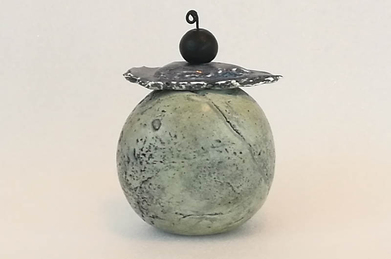 Ceramic artist Glen Waters ceramics gallery & studio Marlborough ...