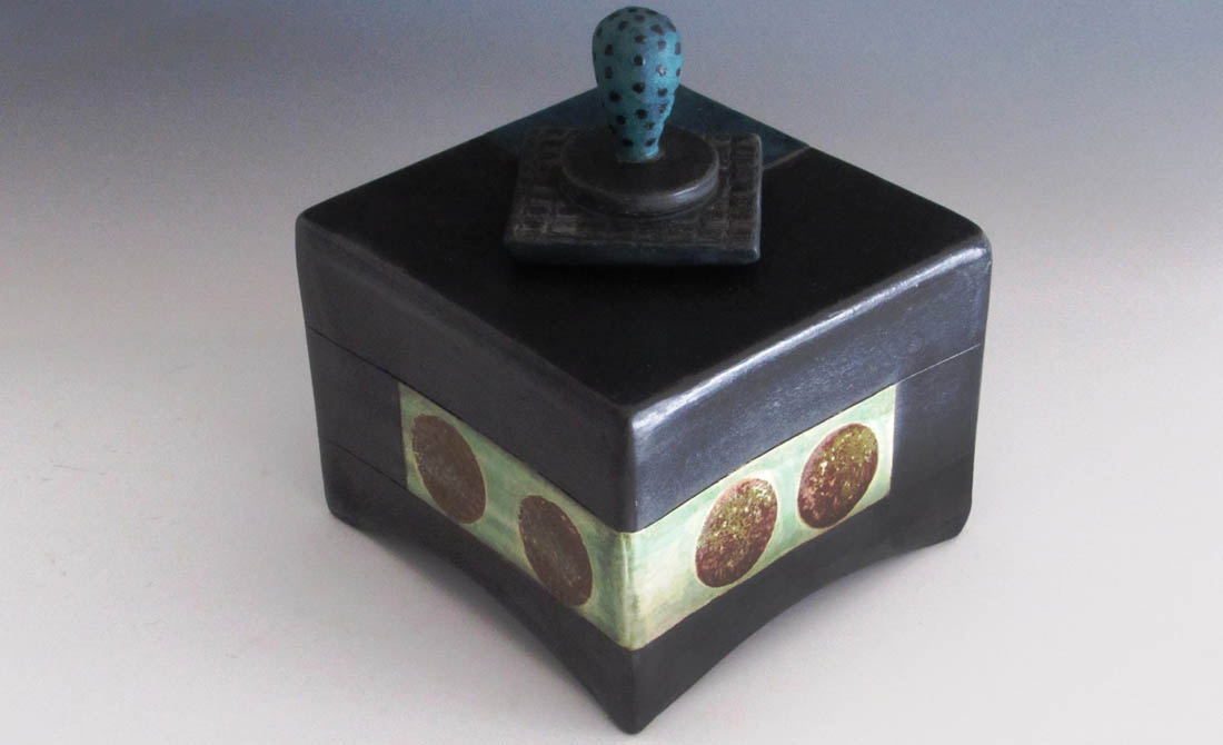 Ceramic artist Glen Waters ceramics gallery & studio Marlborough ...